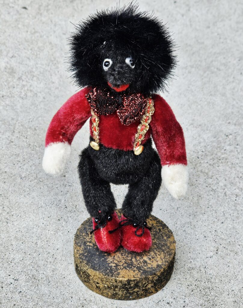 Artisan Golly Miniature - Campbells Online Store